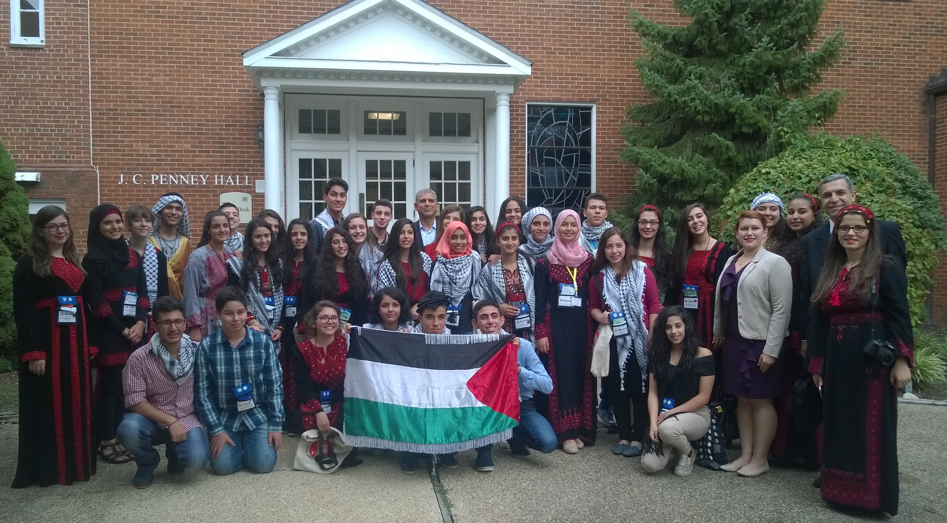 Youth Exchange & Study in the US |AMIDEAST